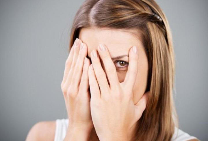 کم رویی یا فوبیای اجتماعی؟